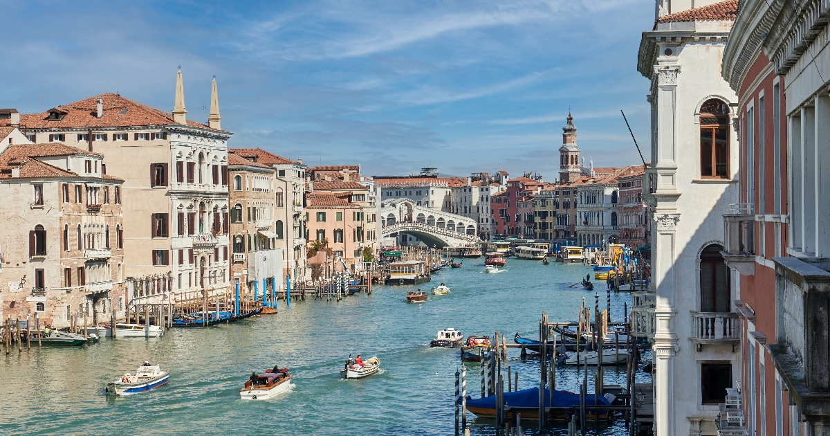 Honeymoon news: Escape this Easter with the Almae Collection